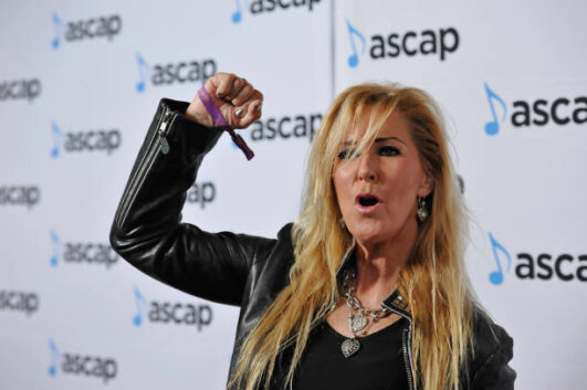 15 of the Best Female Rock Singers of All Time