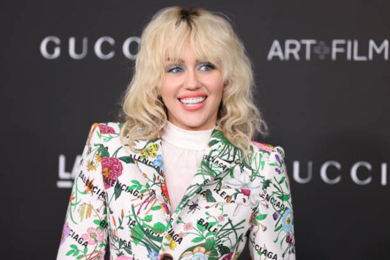 Top 20 Best and Most Popular Pop Artists of 2023